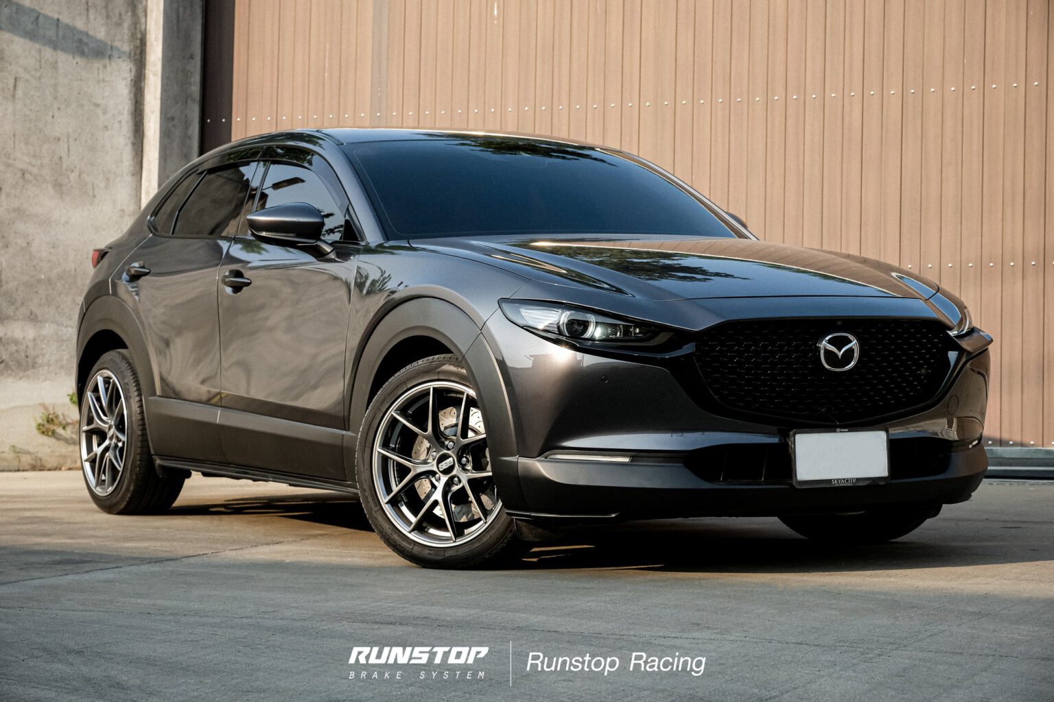 Mazda CX30 ล้อแม็กซ์ 18" - Runstop