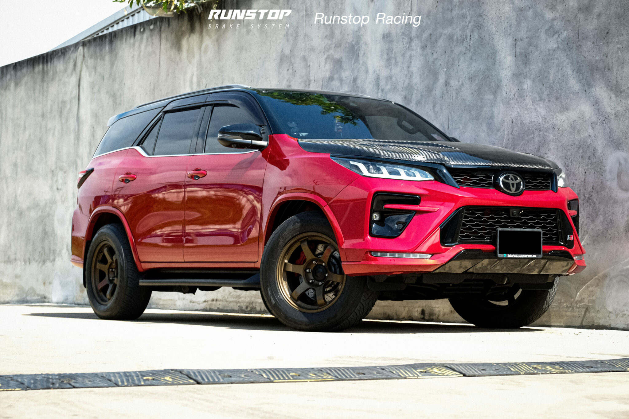 Fortuner GR x Aero Series - Runstop