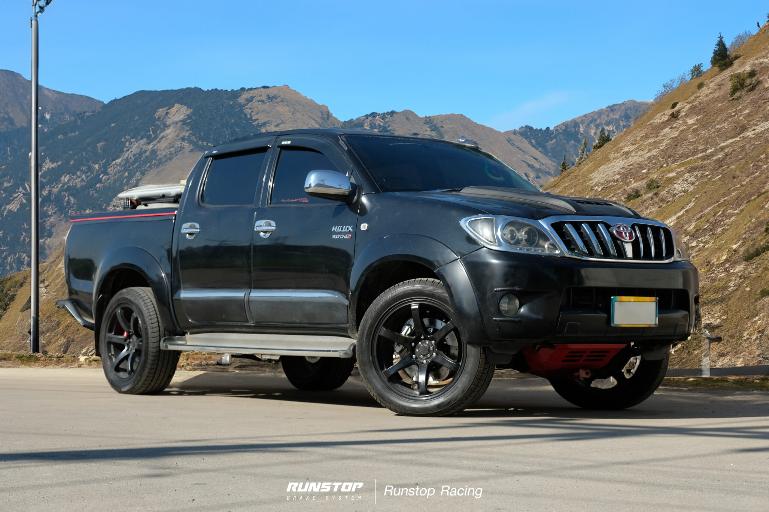 VIGO 4WD 2004 x ROTOR OS & R10 - Runstop